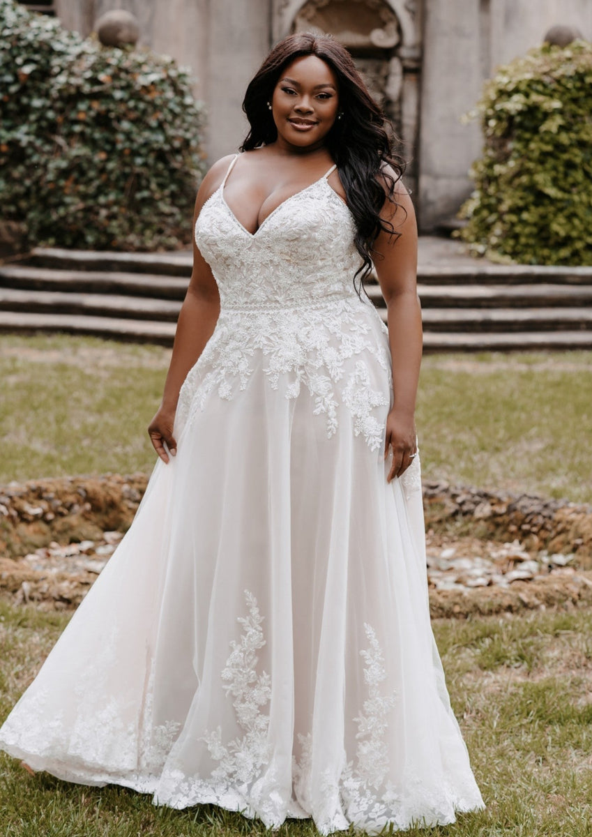 Allure Womens 9856W Wedding Dress | The Wedding Shoppe