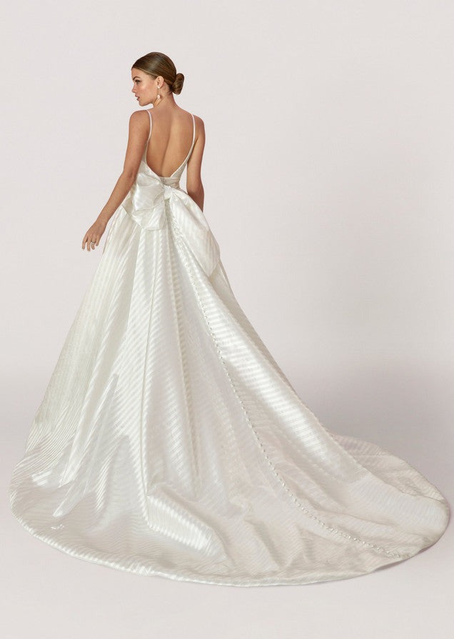 Madison James Gemma Wedding Dress | The Wedding Shoppe