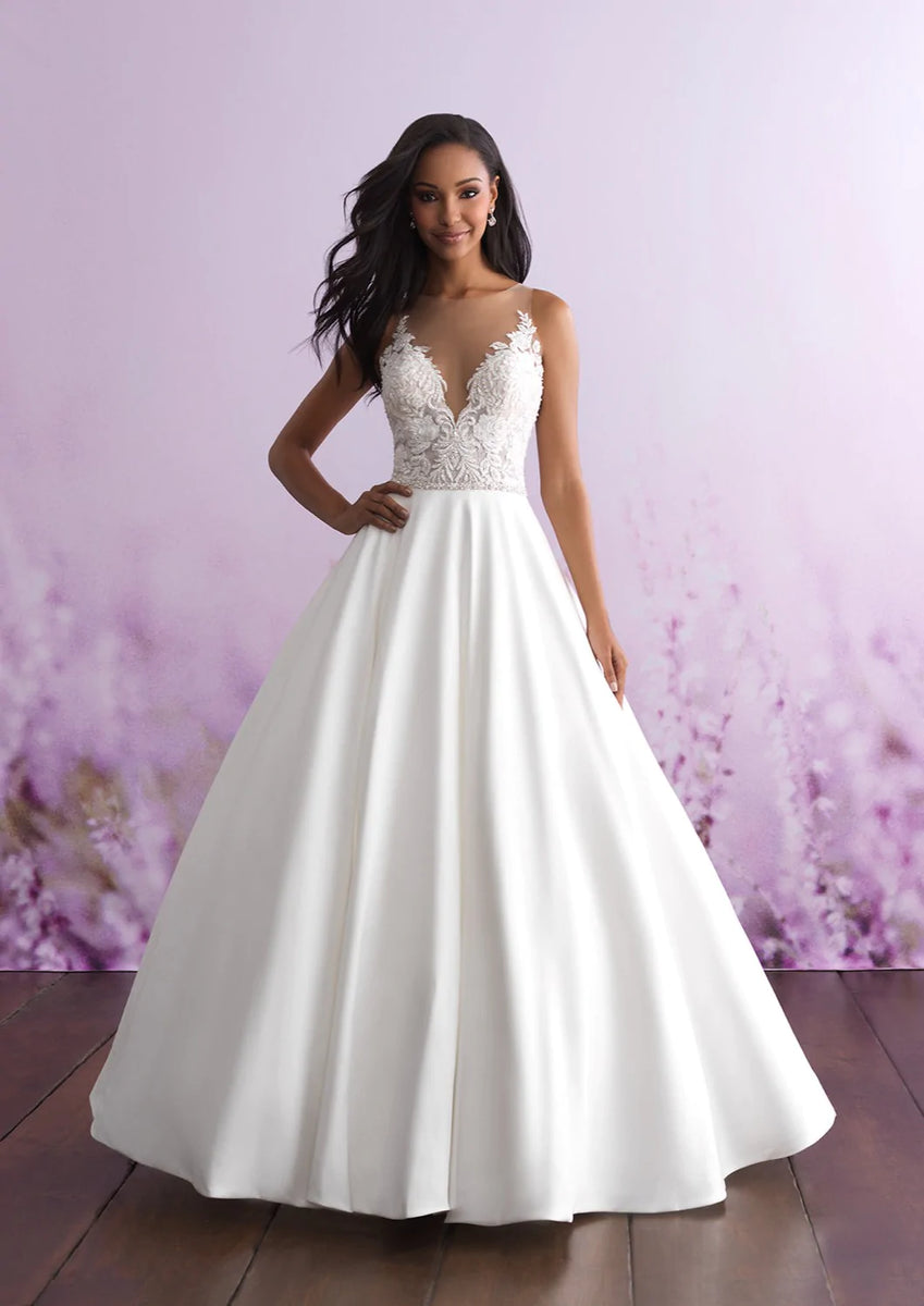 Allure Romance 3112 Sample Sale | The Wedding Shoppe