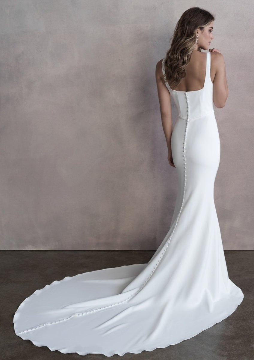 Allure Bridals 9810 Wedding Dress | The Wedding Shoppe